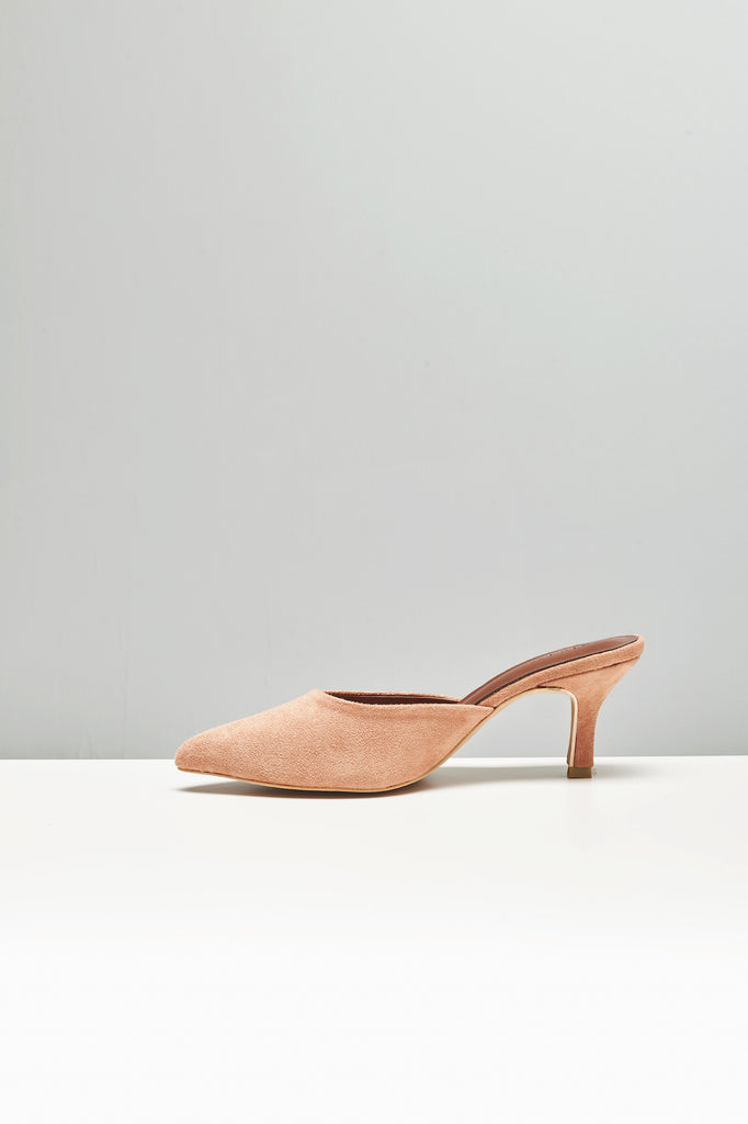 INEZ Kitten Heel in Suede Nude – KULET